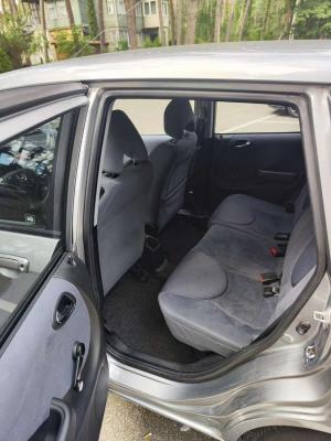 Grey Honda Jazz 2007 in Kaunas, with an engine capacity of 1.34 L and mileage of 142 thousand km for 2600 €, photo 16 on AUTOMOTO.COM.LV