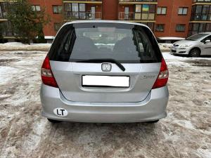 Grey Honda Jazz 2008 in Vilnius, with an engine capacity of 1.30 L and mileage of 180 thousand km for 2450 €, photo 6 on AUTOMOTO.COM.LV