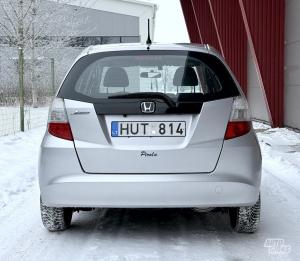 Pelēks Honda Jazz 2009 Kauņa, ar dzinēja tilpumu 1.20 L un nobraukumu 45 tūkst. km par 2150 €, foto 5 vietnē AUTOMOTO.COM.LV