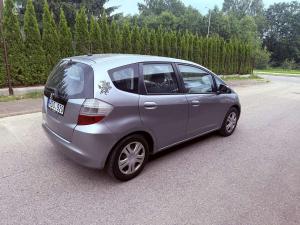 Pelēks Honda Jazz 2009 Viļņa, ar dzinēja tilpumu 1.20 L un nobraukumu 236 tūkst. km par 2150 €, foto 6 vietnē AUTOMOTO.COM.LV