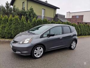 Grey Honda Jazz 2011 in Klaipeda, with an engine capacity of 1.60 L and mileage of 150 thousand km for 3950 €, photo  on AUTOMOTO.COM.LV