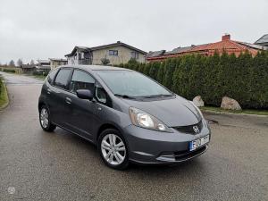 Pelēks Honda Jazz 2011 Klaipėda, ar dzinēja tilpumu 1.60 L un nobraukumu 150 tūkst. km par 3950 €, foto 9 vietnē AUTOMOTO.COM.LV