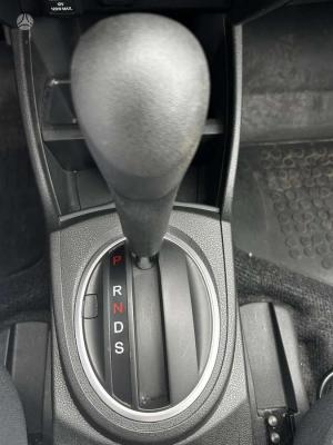 Grey Honda Jazz 2011 in Siauliai, with an engine capacity of 1.30 L and mileage of 62 thousand km for 3250 €, photo 17 on AUTOMOTO.COM.LV