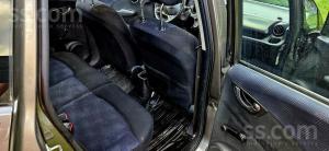Grey Honda Jazz 2012 in Riga, with an engine capacity of 1.60 L and mileage of 238 thousand km for 1600 €, photo 6 on AUTOMOTO.COM.LV