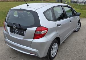Pelēks Honda Jazz 2015 Šauļi, ar dzinēja tilpumu 1.20 L un nobraukumu 260 tūkst. km par 3690 €, foto 15 vietnē AUTOMOTO.COM.LV