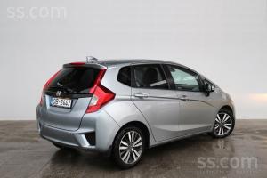 Grey Honda Jazz 2016 in Riga, with an engine capacity of 1.30 L and mileage of 91 thousand km for 9500 €, photo 14 on AUTOMOTO.COM.LV