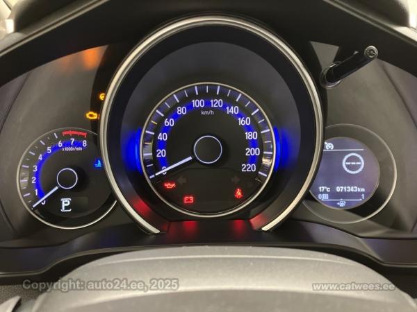 Pelēks Honda Jazz 2019 Tallina, ar dzinēja tilpumu 1.30 L un nobraukumu 71 tūkst. km par 13900 €, foto 11 vietnē AUTOMOTO.COM.LV
