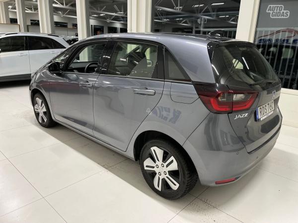 Grey Honda Jazz 2023 in Kaunas, with an engine capacity of 0.00 L and mileage of 25 thousand km for 22159 €, photo 3 on AUTOMOTO.COM.LV