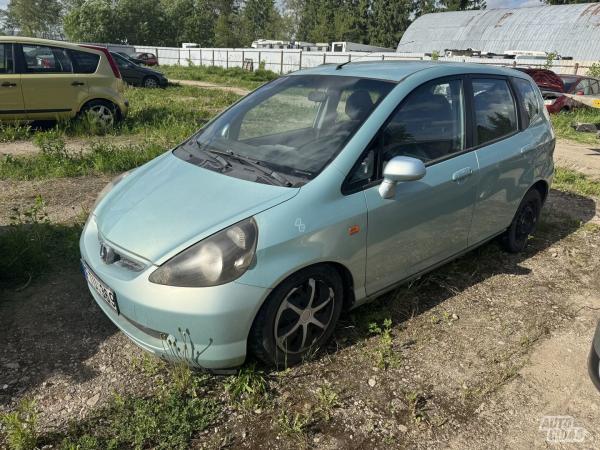 Honda Jazz 2000 Viļņa, ar dzinēja tilpumu 1.30 L un nobraukumu 214 tūkst. km par 430 €, foto 1 vietnē AUTOMOTO.COM.LV