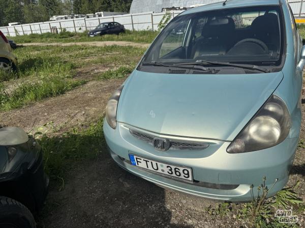 Honda Jazz 2000 Viļņa, ar dzinēja tilpumu 1.30 L un nobraukumu 214 tūkst. km par 430 €, foto 2 vietnē AUTOMOTO.COM.LV