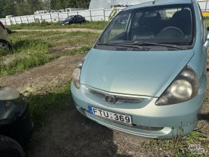 Honda Jazz 2000 Viļņa, ar dzinēja tilpumu 1.30 L un nobraukumu 214 tūkst. km par 430 €, foto 3 vietnē AUTOMOTO.COM.LV