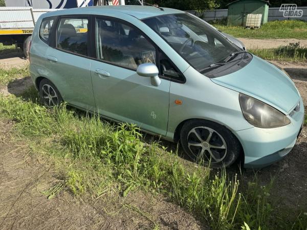 Honda Jazz 2000 Viļņa, ar dzinēja tilpumu 1.30 L un nobraukumu 214 tūkst. km par 430 €, foto 3 vietnē AUTOMOTO.COM.LV