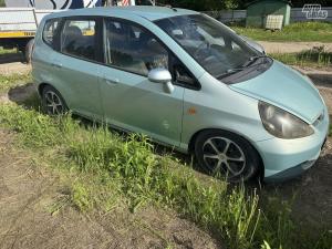 Honda Jazz 2000 Viļņa, ar dzinēja tilpumu 1.30 L un nobraukumu 214 tūkst. km par 430 €, foto 4 vietnē AUTOMOTO.COM.LV