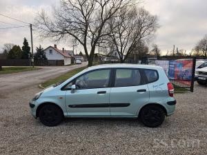 Honda Jazz 2002 in Ventspils, with an engine capacity of 1.30 L and mileage of 257 thousand km for 1250 €, photo 4 on AUTOMOTO.COM.LV