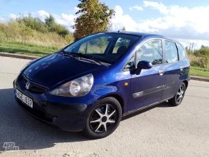 Honda Jazz 2002 Viļņa, ar dzinēja tilpumu 1.30 L un nobraukumu 220 tūkst. km par 1450 €, foto  vietnē AUTOMOTO.COM.LV