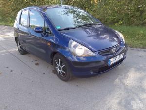 Honda Jazz 2002 Viļņa, ar dzinēja tilpumu 1.30 L un nobraukumu 220 tūkst. km par 1450 €, foto 7 vietnē AUTOMOTO.COM.LV