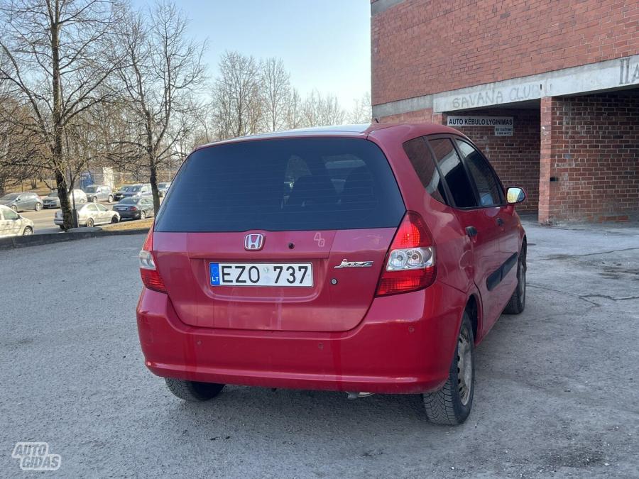 Honda Jazz 2003 Viļņa, ar dzinēja tilpumu 1.30 L un nobraukumu 300 tūkst. km par 700 €, foto 2 vietnē AUTOMOTO.COM.LV
