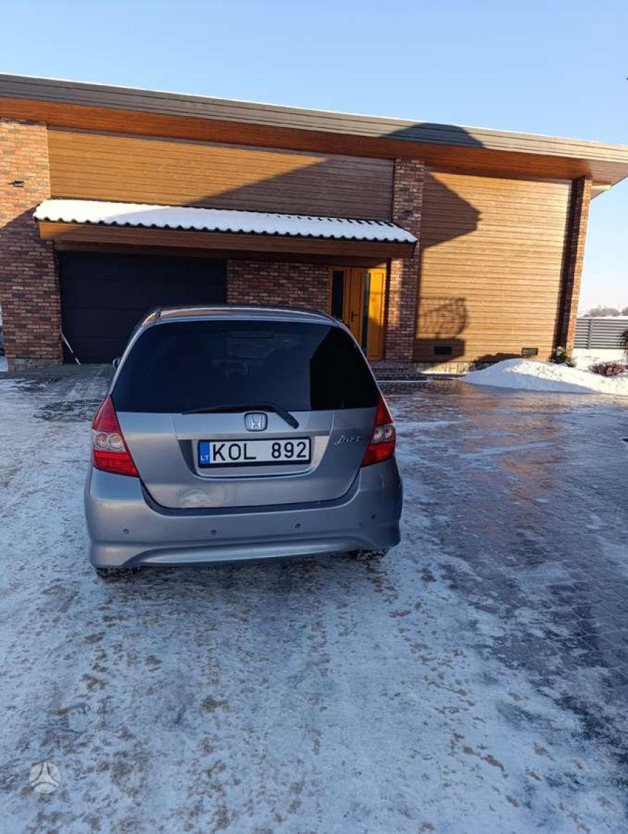 Honda Jazz 2004 Alīta, ar dzinēja tilpumu 1.34 L un nobraukumu 280 tūkst. km par 1500 €, foto 12 vietnē AUTOMOTO.COM.LV