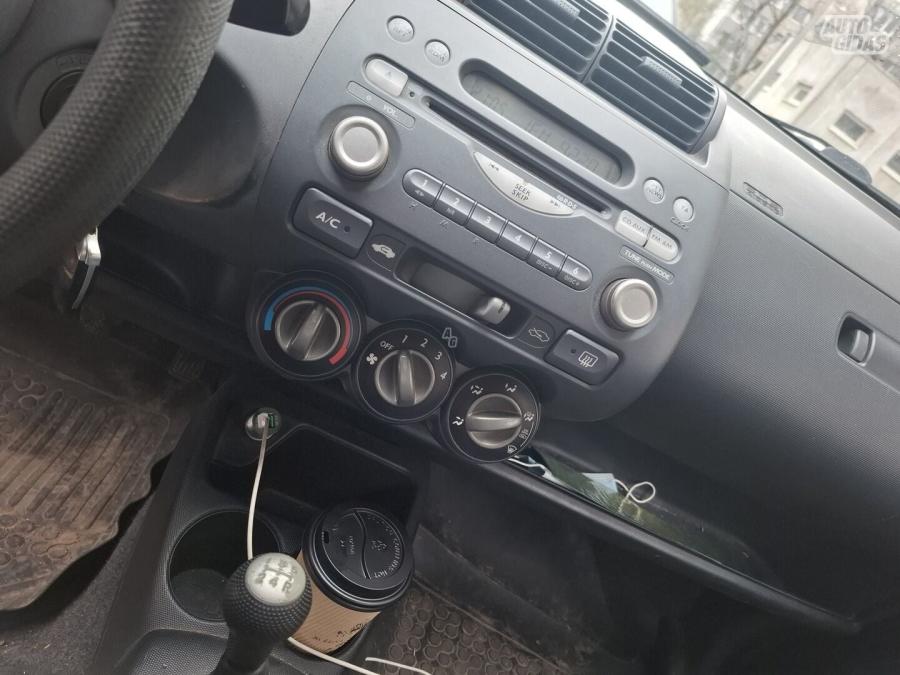 Honda Jazz 2004 Kauņa, ar dzinēja tilpumu 1.60 L un nobraukumu 195 tūkst. km par 750 €, foto 6 vietnē AUTOMOTO.COM.LV