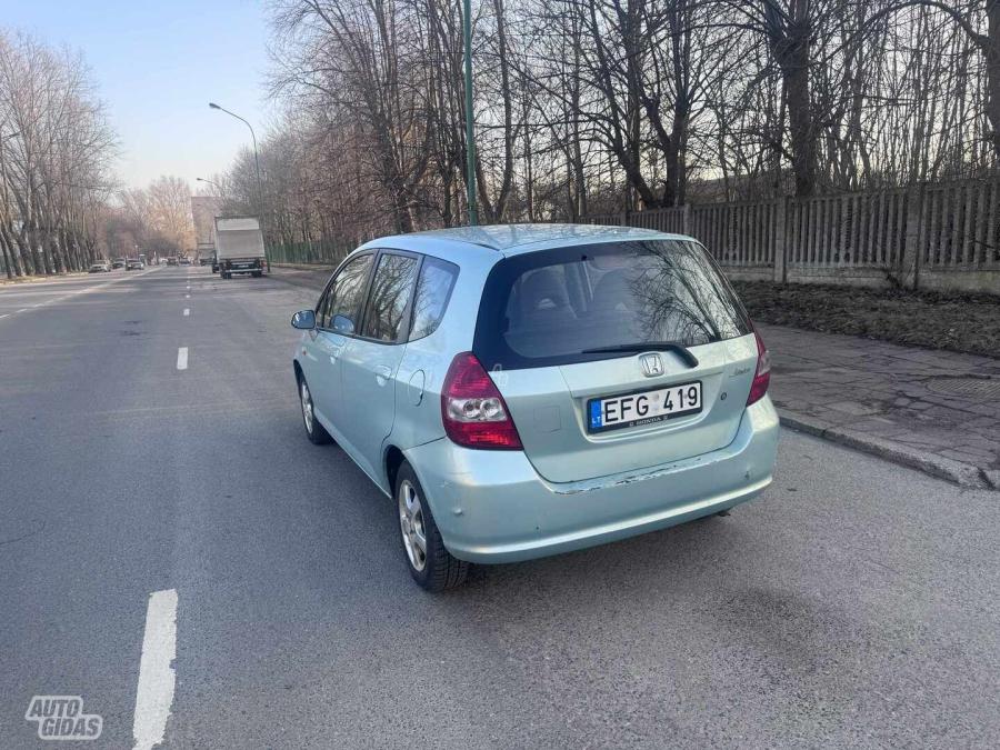 Honda Jazz 2004 in Klaipeda, with an engine capacity of 1.30 L and mileage of 250 thousand km for 1650 €, photo 9 on AUTOMOTO.COM.LV