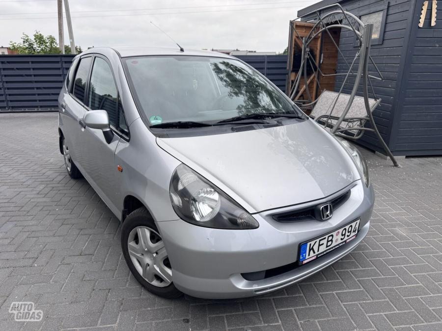 Honda Jazz 2004 in Kaunas, with an engine capacity of 1.40 L and mileage of 200 thousand km for 1500 €, photo 3 on AUTOMOTO.COM.LV