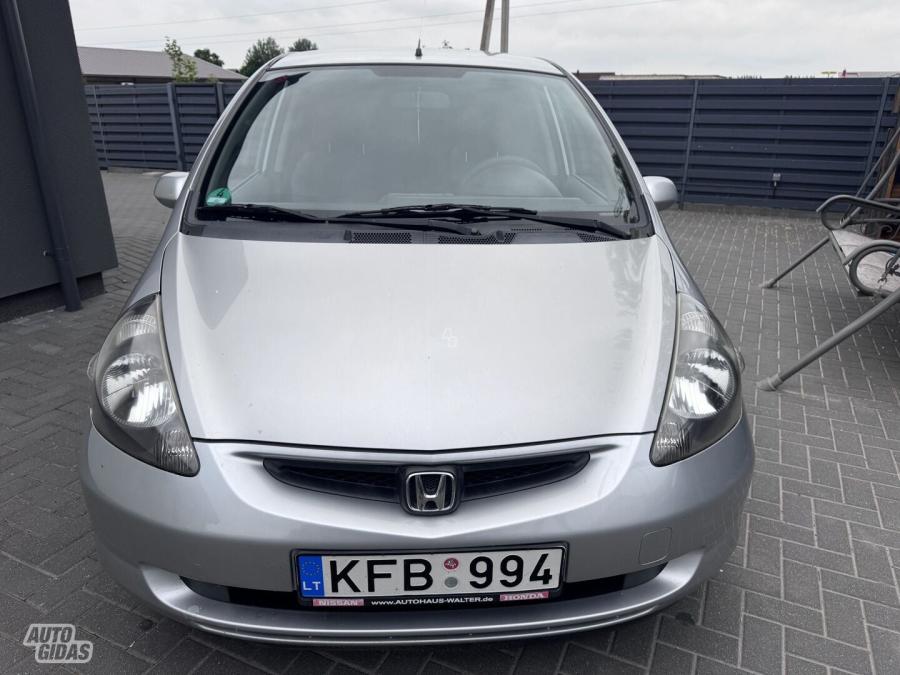 Honda Jazz 2004 in Kaunas, with an engine capacity of 1.40 L and mileage of 200 thousand km for 1500 €, photo 4 on AUTOMOTO.COM.LV
