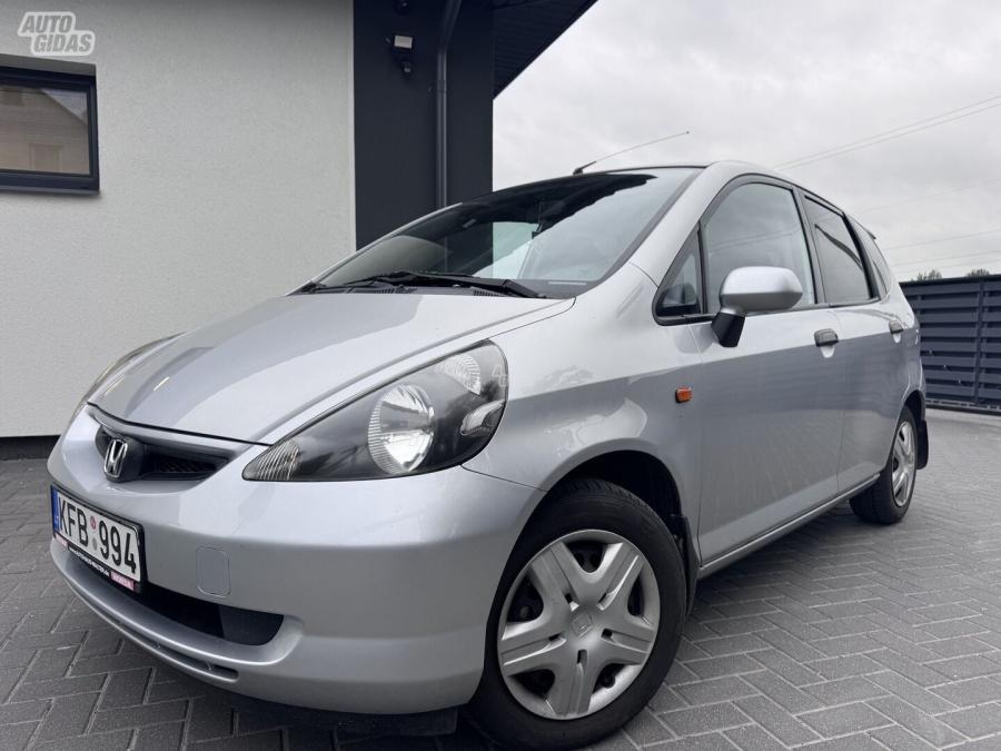 Honda Jazz 2004 in Kaunas, with an engine capacity of 1.40 L and mileage of 200 thousand km for 1500 €, photo 6 on AUTOMOTO.COM.LV