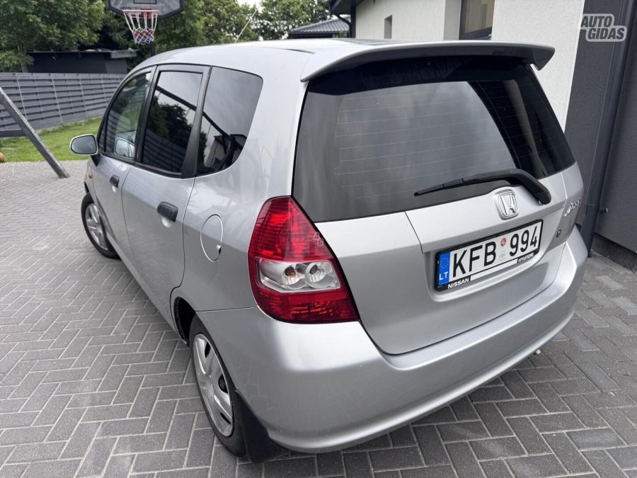 Honda Jazz 2004 in Kaunas, with an engine capacity of 1.40 L and mileage of 200 thousand km for 1500 €, photo 11 on AUTOMOTO.COM.LV