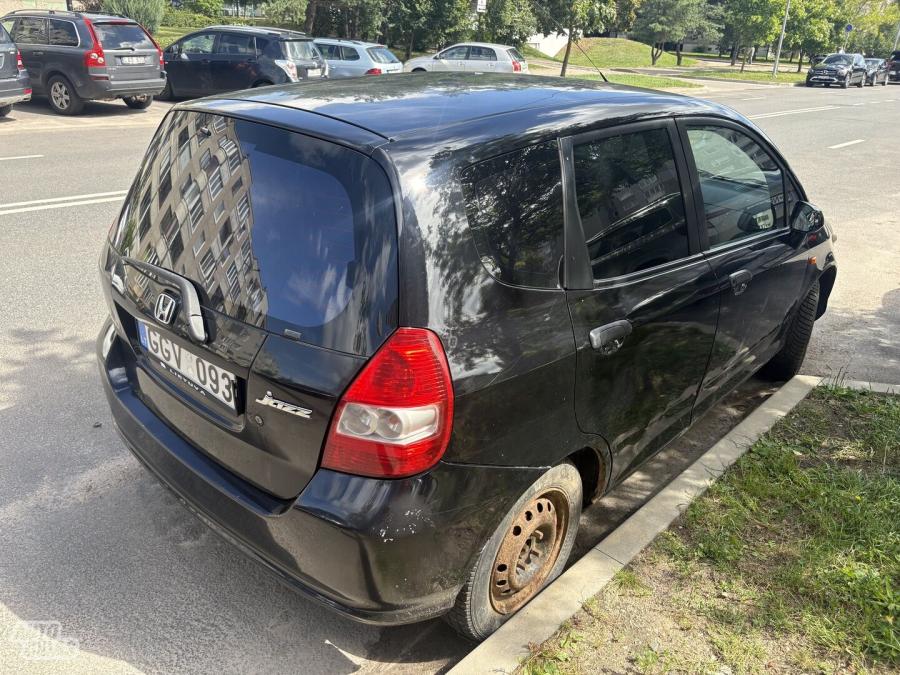 Хонда Джаз 2004 в Вильнюс, объемом двигателя 1.30 л и пробегом 288 тыс. км за 350 €, фото 4 на AUTOMOTO.COM.LV