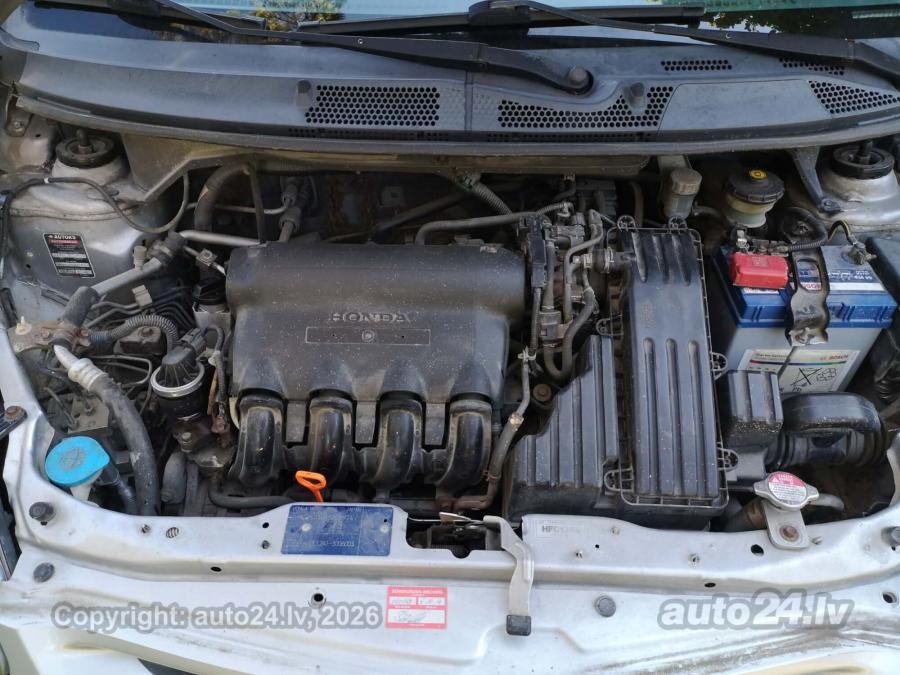 Honda Jazz 2004 in Parnu, with an engine capacity of 1.20 L and mileage of 266 thousand km for 650 €, photo 14 on AUTOMOTO.COM.LV