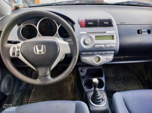 Honda Jazz 2005 in Bliudziai, with an engine capacity of 1.30 L and mileage of 100 thousand km for 1530 €, photo 4 on AUTOMOTO.COM.LV