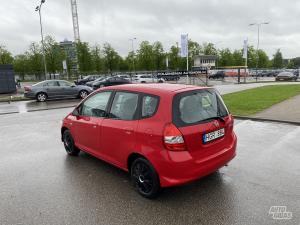 Honda Jazz 2005 Viļņa, ar dzinēja tilpumu 1.30 L un nobraukumu 200 tūkst. km par 890 €, foto 3 vietnē AUTOMOTO.COM.LV