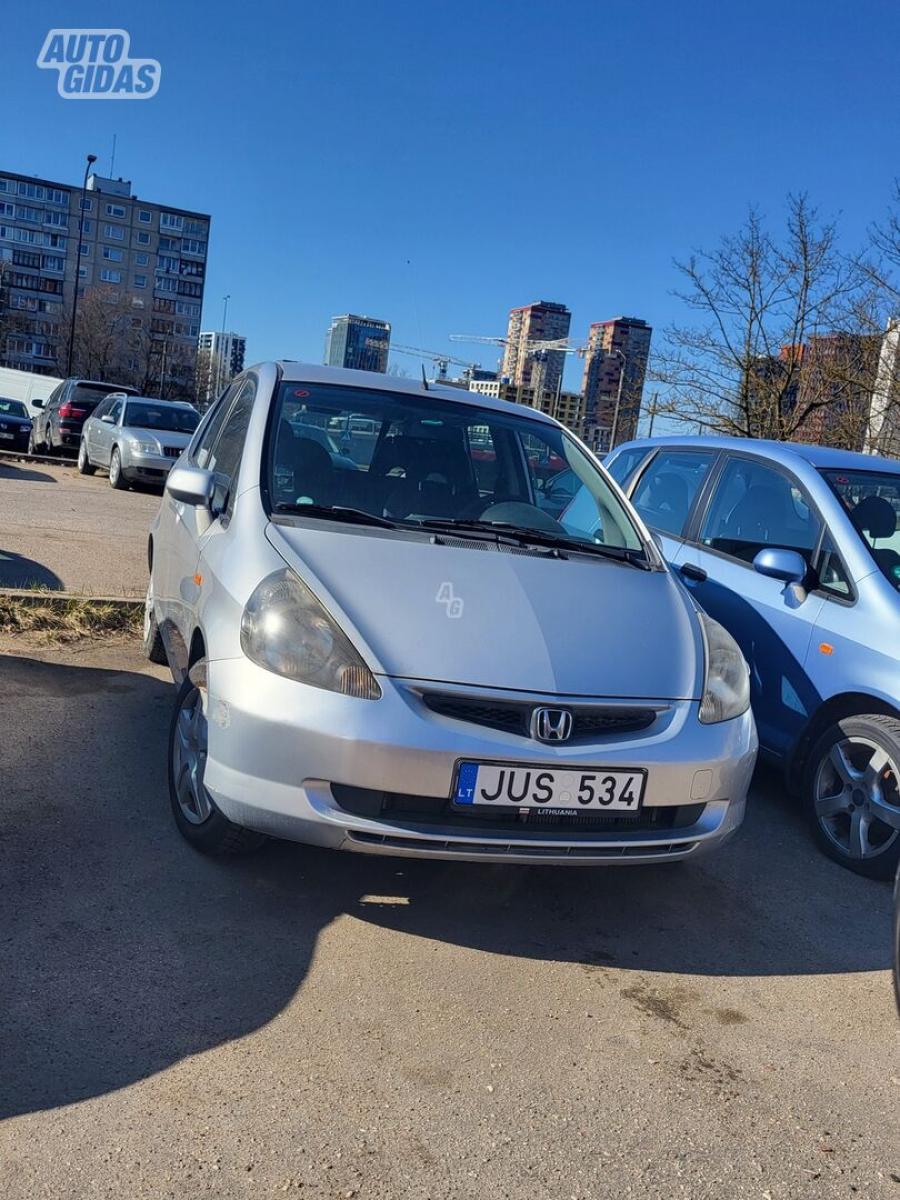 Хонда Джаз 2005 в Вильнюс, объемом двигателя 1.40 л и пробегом 187 тыс. км за 700 €, фото 3 на AUTOMOTO.COM.LV