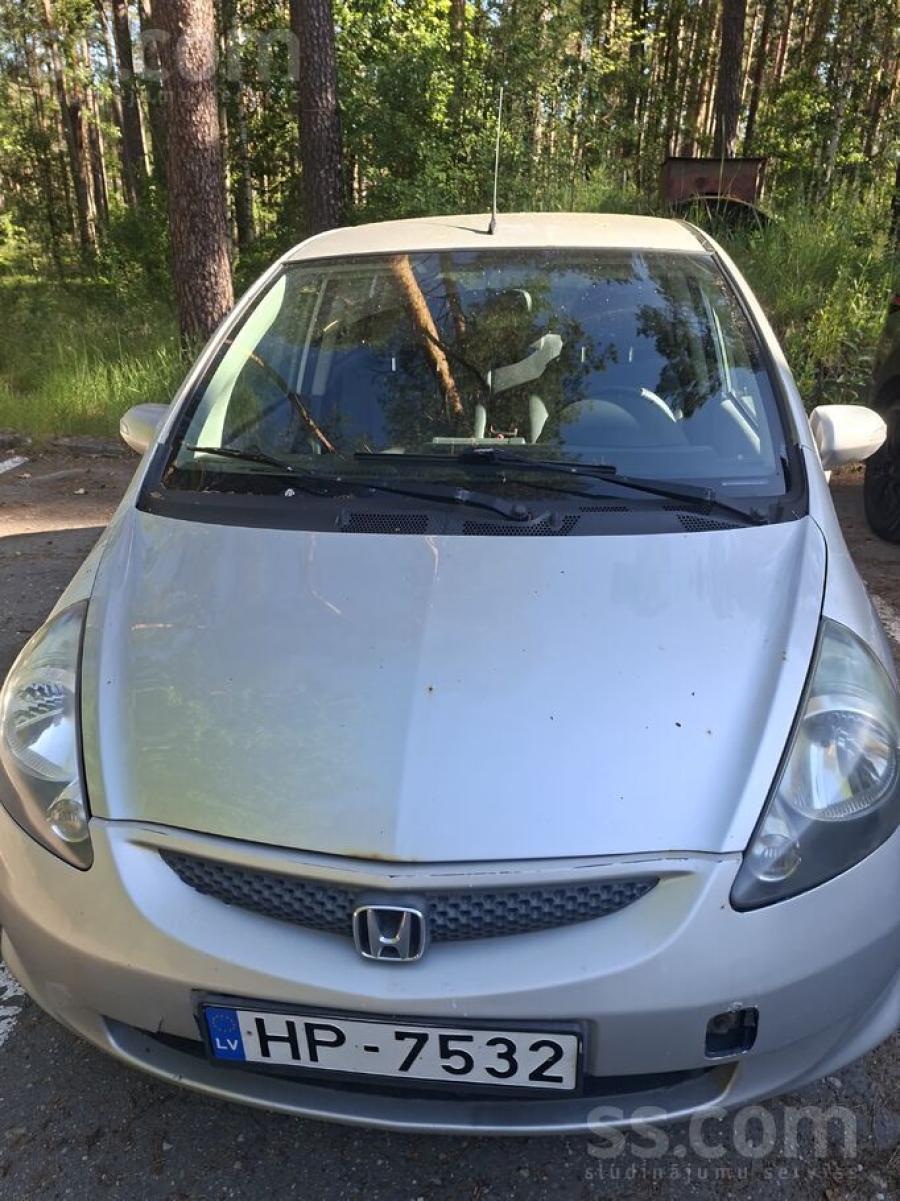 Honda Jazz 2005 Rīga, ar dzinēja tilpumu 1.40 L un nobraukumu 188 tūkst. km par 890 €, foto 1 vietnē AUTOMOTO.COM.LV
