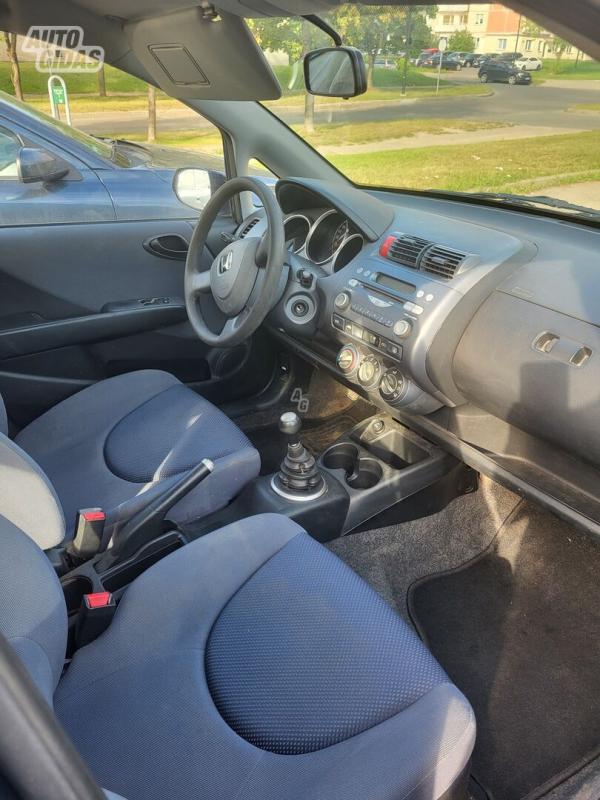 Honda Jazz 2005 Viļņa, ar dzinēja tilpumu 1.40 L un nobraukumu 246 tūkst. km par 850 €, foto 2 vietnē AUTOMOTO.COM.LV