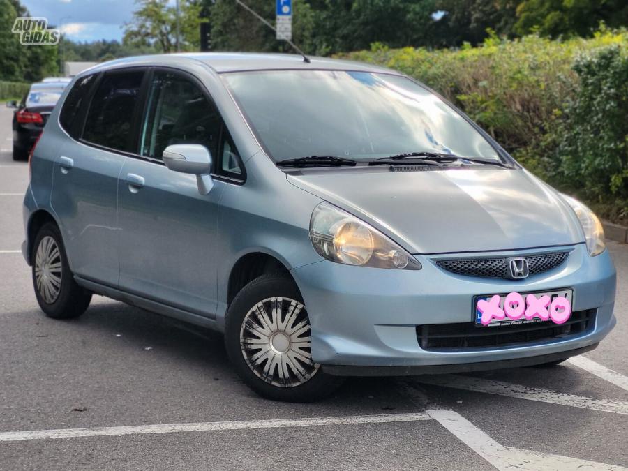 Honda Jazz 2005 Viļņa, ar dzinēja tilpumu 1.30 L un nobraukumu 157 tūkst. km par 1300 €, foto 1 vietnē AUTOMOTO.COM.LV