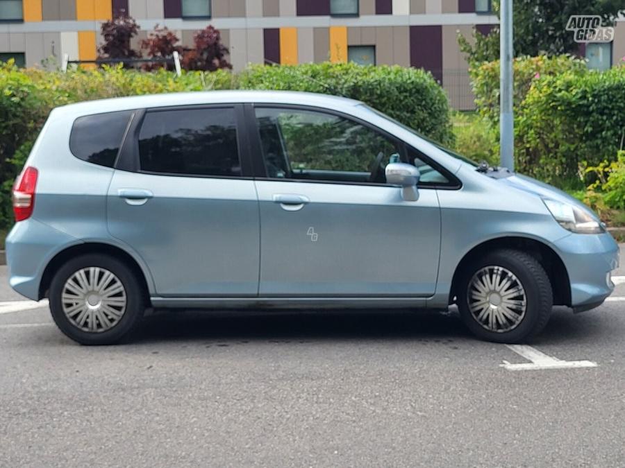 Honda Jazz 2005 Viļņa, ar dzinēja tilpumu 1.30 L un nobraukumu 157 tūkst. km par 1300 €, foto 7 vietnē AUTOMOTO.COM.LV