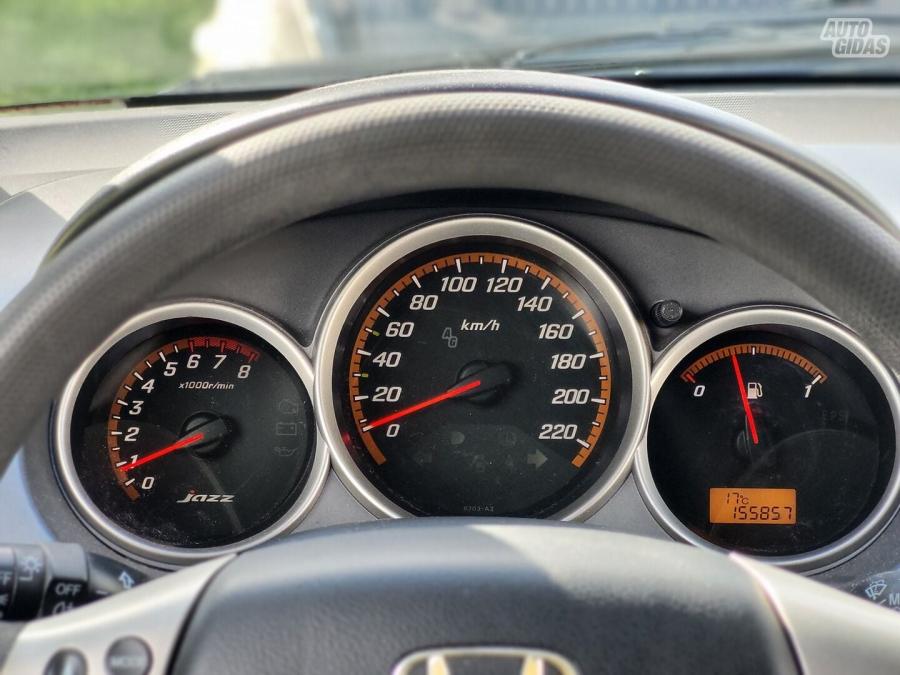 Honda Jazz 2005 Viļņa, ar dzinēja tilpumu 1.30 L un nobraukumu 157 tūkst. km par 1300 €, foto 10 vietnē AUTOMOTO.COM.LV