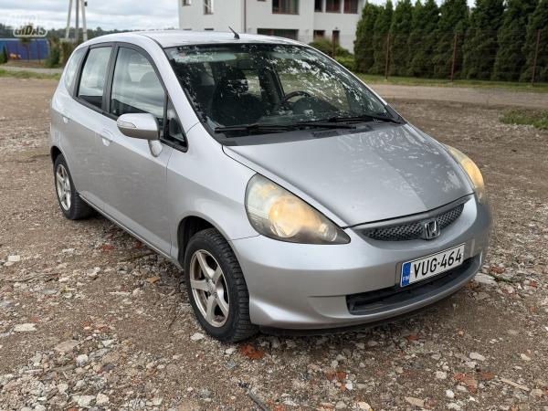 Honda Jazz 2005 Kauņa, ar dzinēja tilpumu 1.30 L un nobraukumu 84 tūkst. km par 2500 €, foto 1 vietnē AUTOMOTO.COM.LV