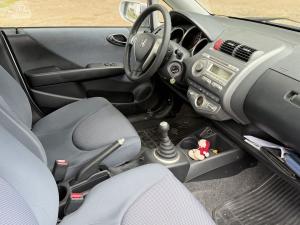Honda Jazz 2005 Kauņa, ar dzinēja tilpumu 1.30 L un nobraukumu 84 tūkst. km par 2500 €, foto 7 vietnē AUTOMOTO.COM.LV