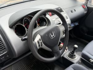Honda Jazz 2005 Kauņa, ar dzinēja tilpumu 1.30 L un nobraukumu 84 tūkst. km par 2500 €, foto 12 vietnē AUTOMOTO.COM.LV