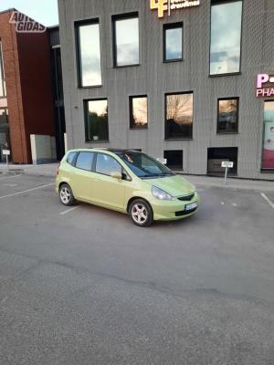 Honda Jazz 2006 Viļņa, ar dzinēja tilpumu 1.30 L un nobraukumu 175 tūkst. km par 1650 €, foto  vietnē AUTOMOTO.COM.LV