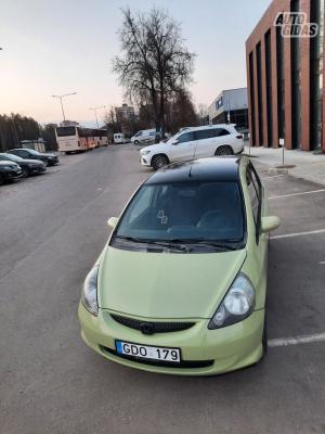 Honda Jazz 2006 Viļņa, ar dzinēja tilpumu 1.30 L un nobraukumu 175 tūkst. km par 1650 €, foto 3 vietnē AUTOMOTO.COM.LV