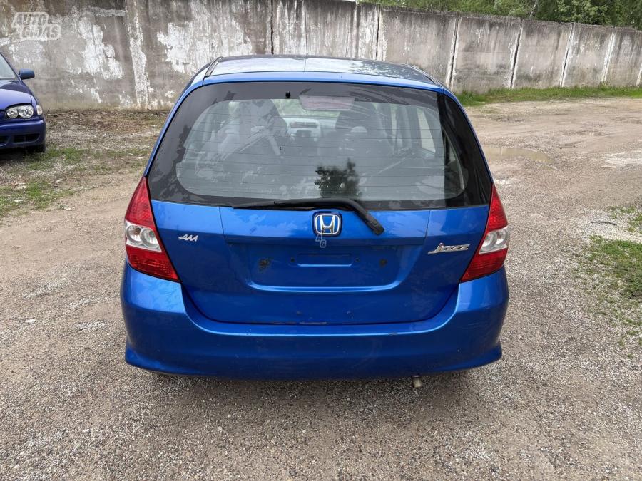 Honda Jazz 2006 Joniškis, ar dzinēja tilpumu 1.30 L un nobraukumu 254 tūkst. km par 250 €, foto 1 vietnē AUTOMOTO.COM.LV