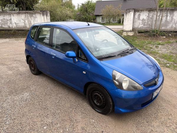 Honda Jazz 2006 in Joniskis, with an engine capacity of 1.30 L and mileage of 254 thousand km for 250 €, photo 5 on AUTOMOTO.COM.LV