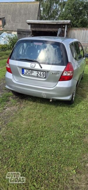Honda Jazz 2006 in Radviliskis, with an engine capacity of 1.30 L and mileage of 250 thousand km for 1000 €, photo 6 on AUTOMOTO.COM.LV