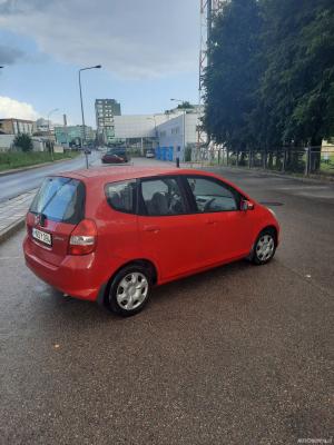 Honda Jazz 2006 Viļņa, ar dzinēja tilpumu 1.35 L un nobraukumu 156 tūkst. km par 2200 €, foto 6 vietnē AUTOMOTO.COM.LV