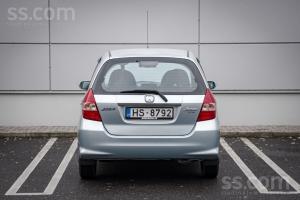 Honda Jazz 2007 in Riga, with an engine capacity of 1.40 L and mileage of 0 thousand km for 1995 €, photo 5 on AUTOMOTO.COM.LV