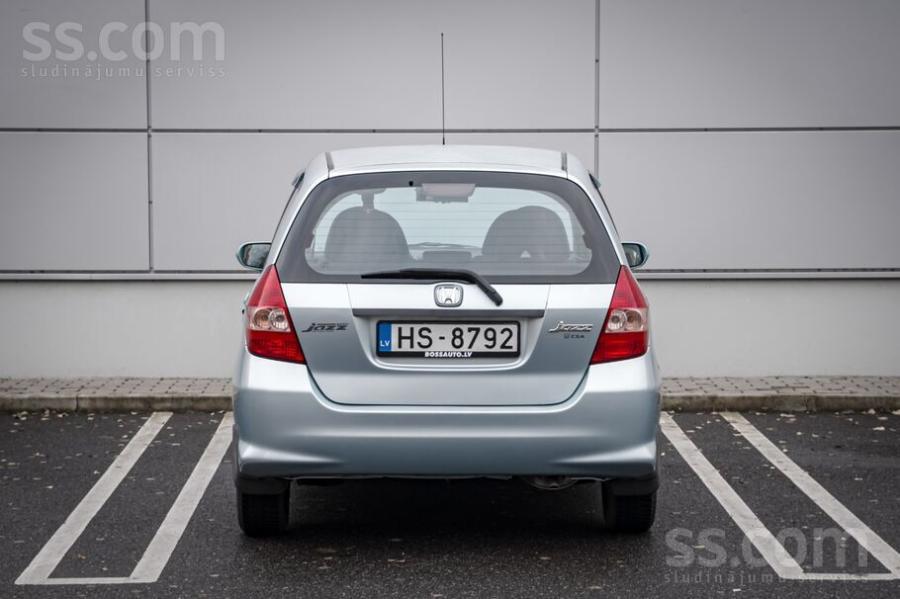Honda Jazz 2007 in Riga, with an engine capacity of 1.40 L and mileage of 0 thousand km for 1995 €, photo 5 on AUTOMOTO.COM.LV