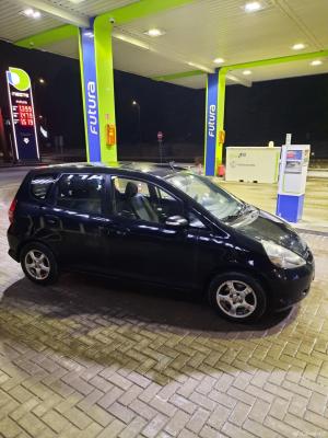 Honda Jazz 2007 Viļņa, ar dzinēja tilpumu 1.25 L un nobraukumu 126 tūkst. km par 2400 €, foto 4 vietnē AUTOMOTO.COM.LV